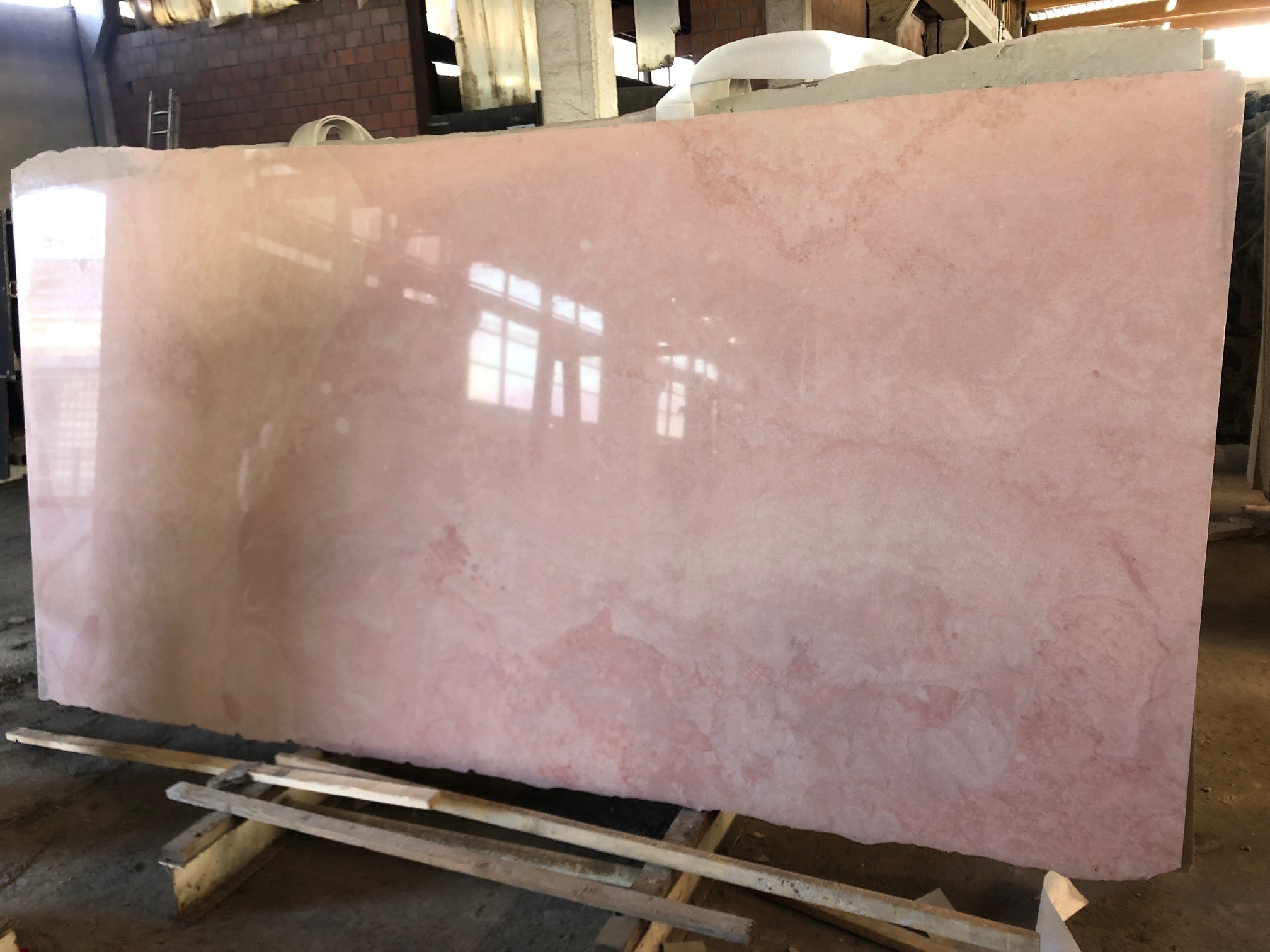 QUARTZITE ROSA POLI bestel je bij BMB