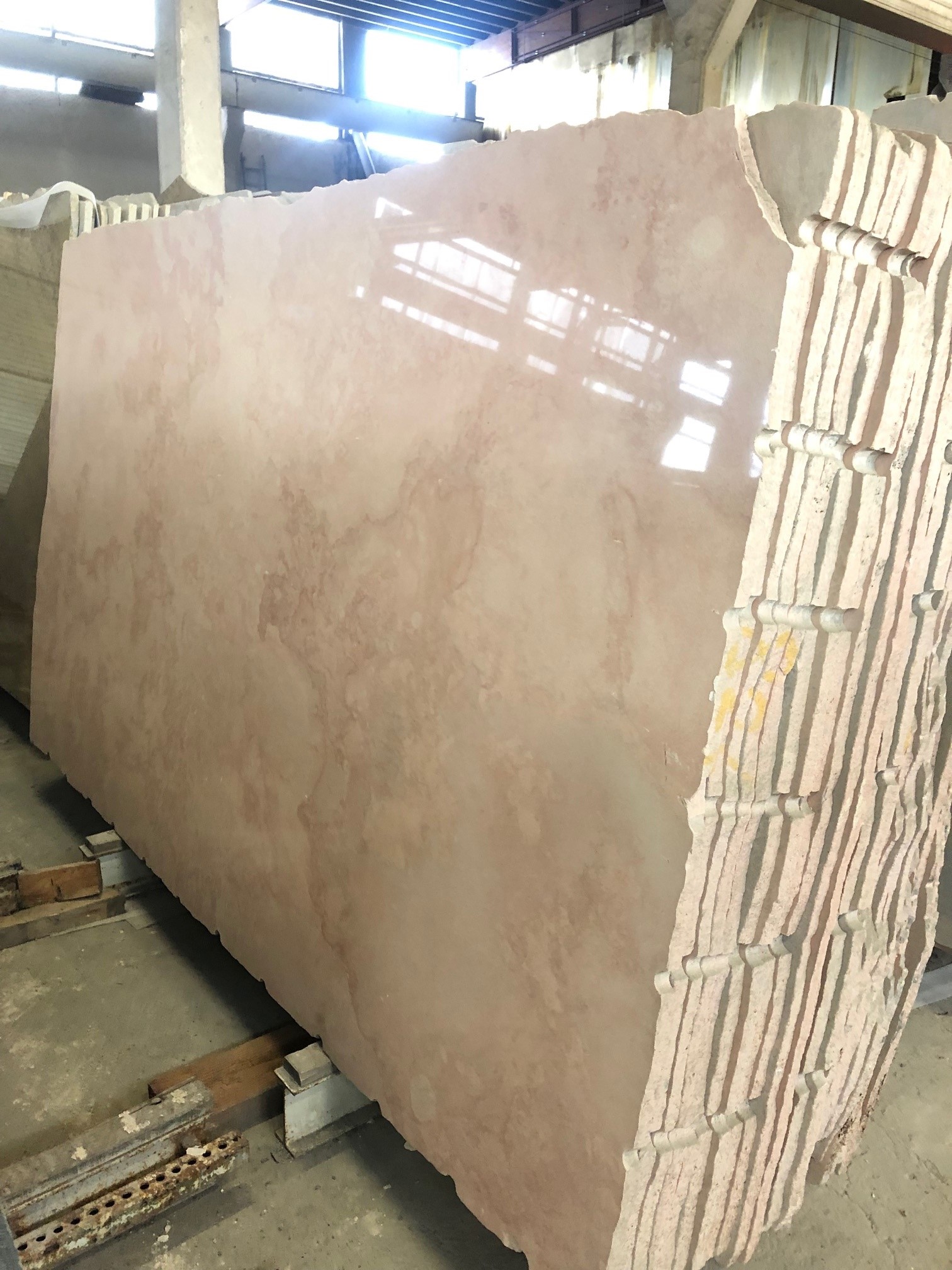 QUARTZITE ROSA POLI bestel je bij BMB