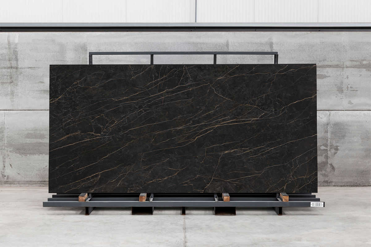 NEOLITH BLACK OBSESSION SILK bestel je bij BMB